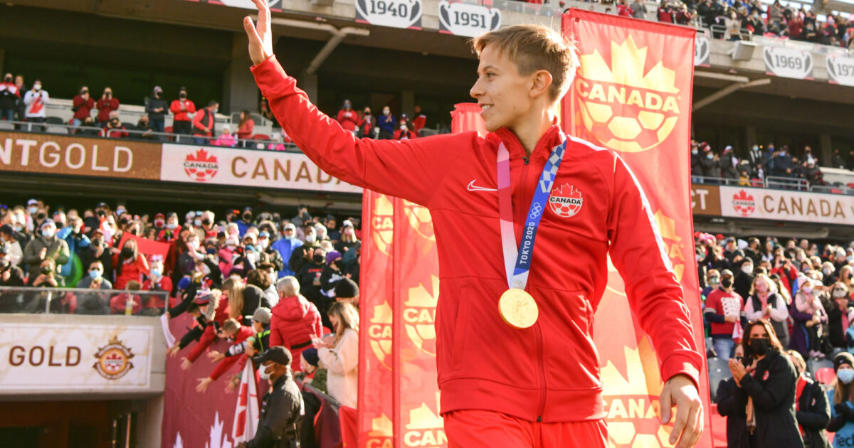 Vancouver Rise FC Sign Canadian National Team Star Quinn - Vancouver ...